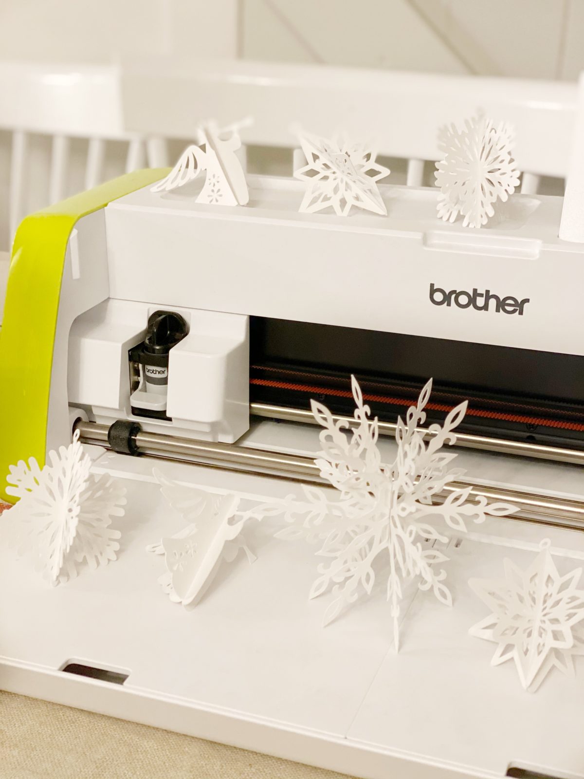 3D Ornaments + Snowflakes - ScanNCut