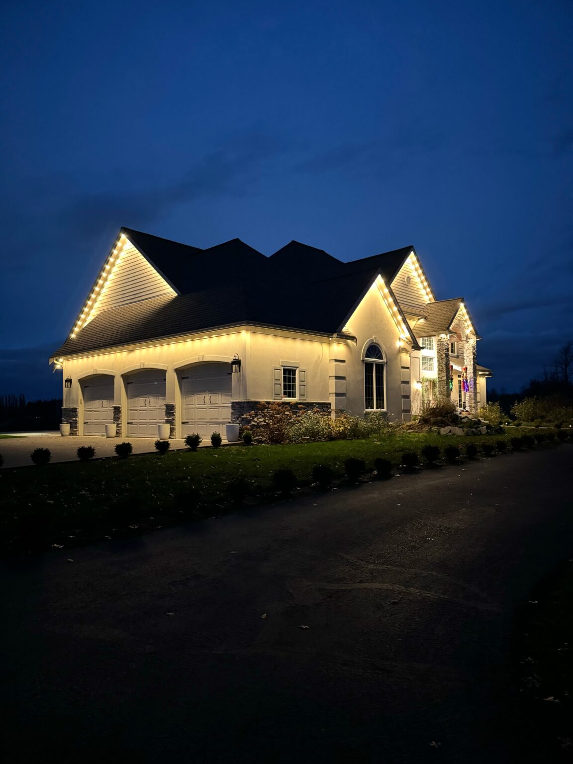 The Best Permanent Christmas Lights