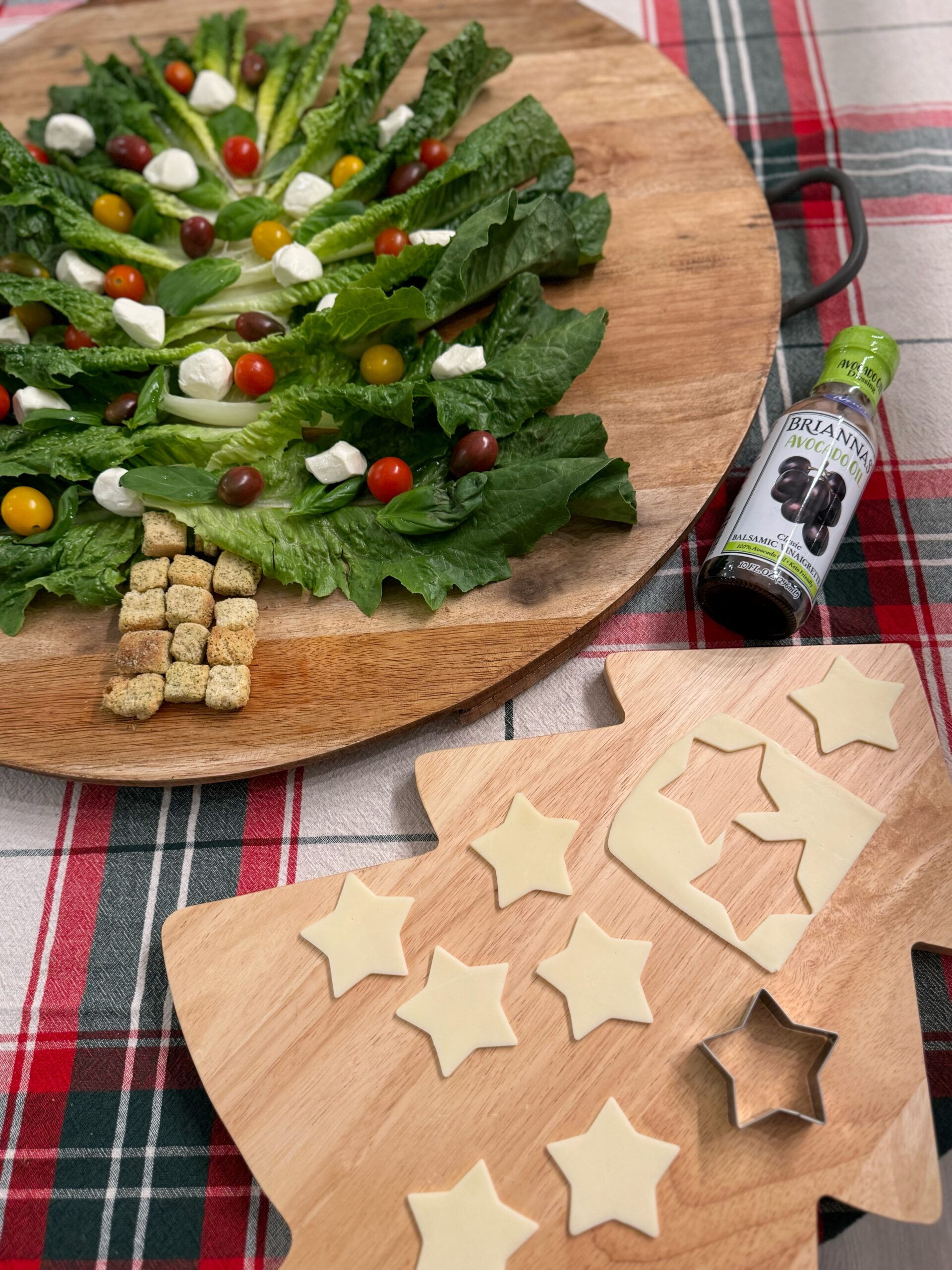 Caprese Christmas Tree Salad